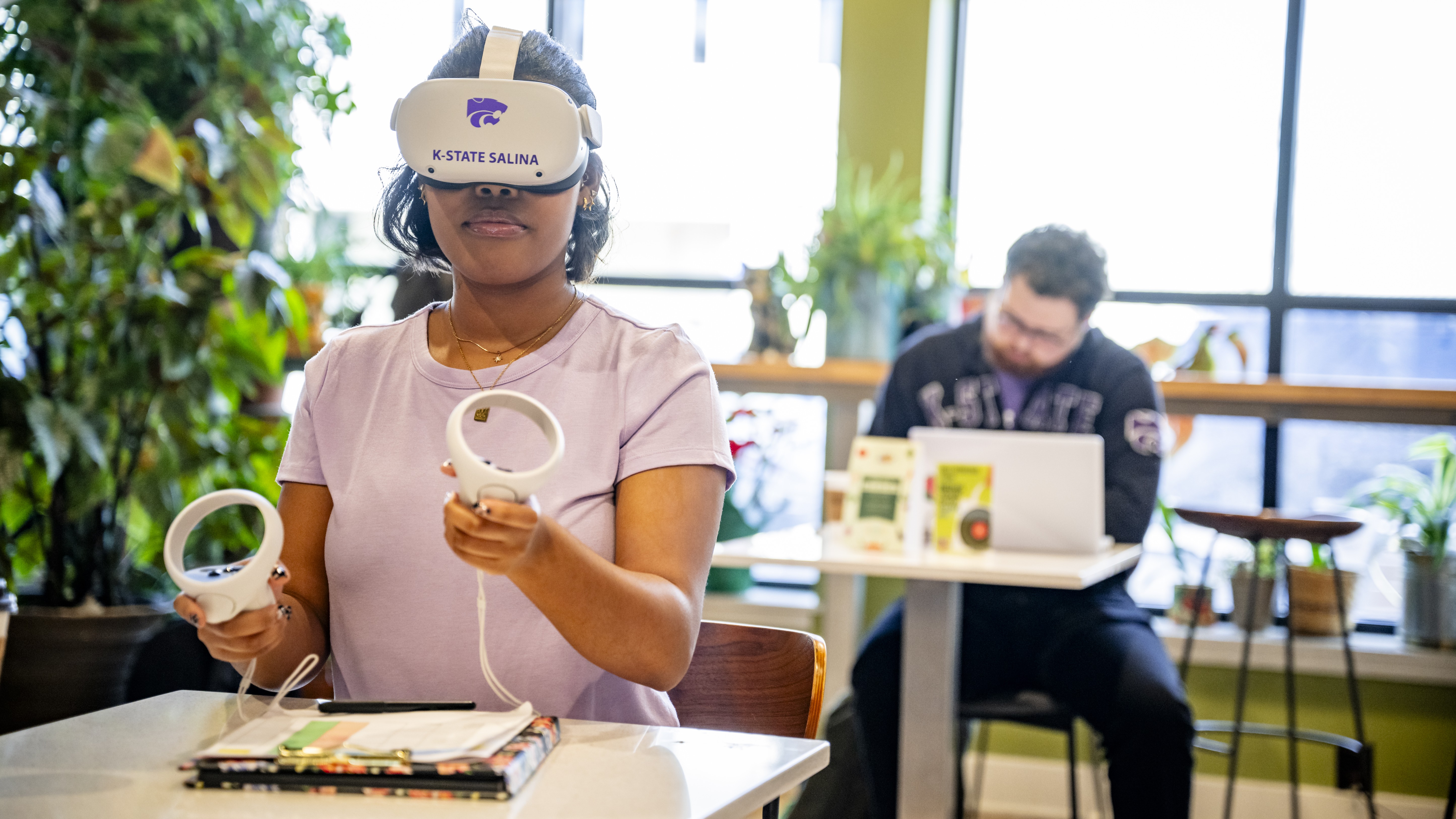 K-State Salina embraces technology like virtual reality and AI to ...